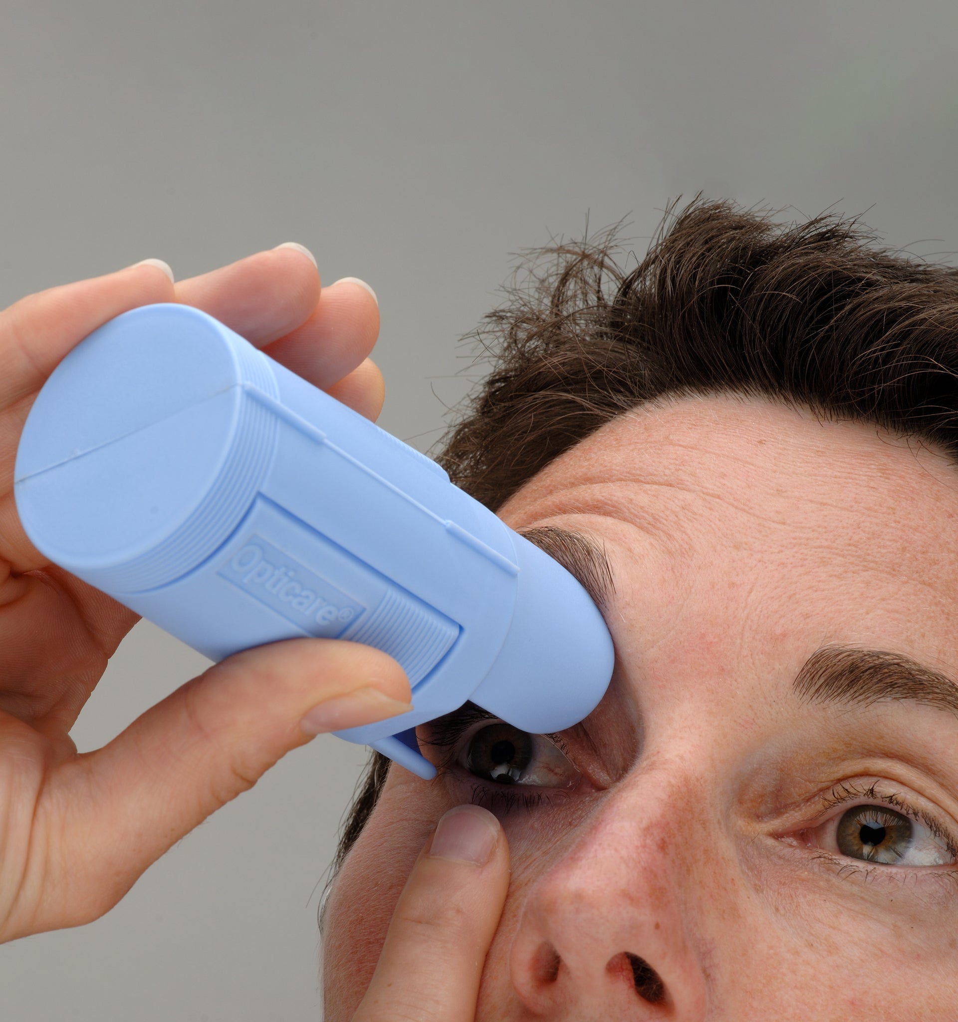 Opticare eye-drop dispenser