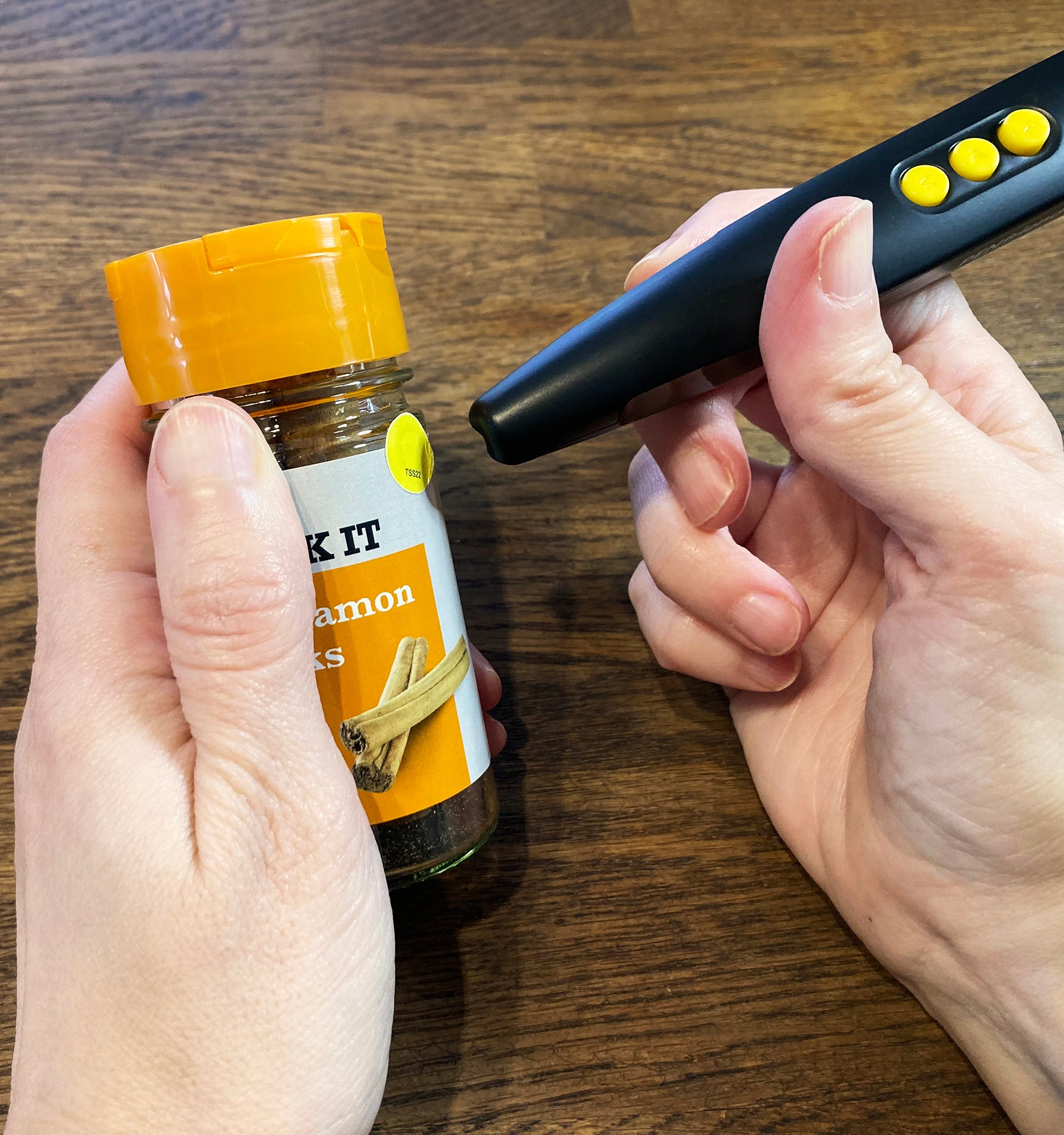 RNIB PenFriend 3 audio labeller